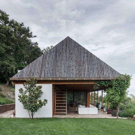 Bentuk Atap Rumah, Cari Yang Sesuai Konsep dan Fungsi – Renovasi Bandung
